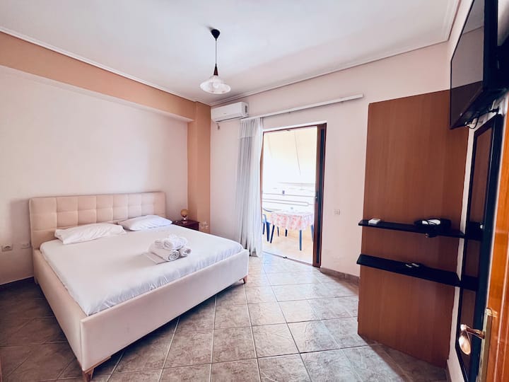 Charming & Comfy ~ 5star Location ~ Big Balcony - Sarandë