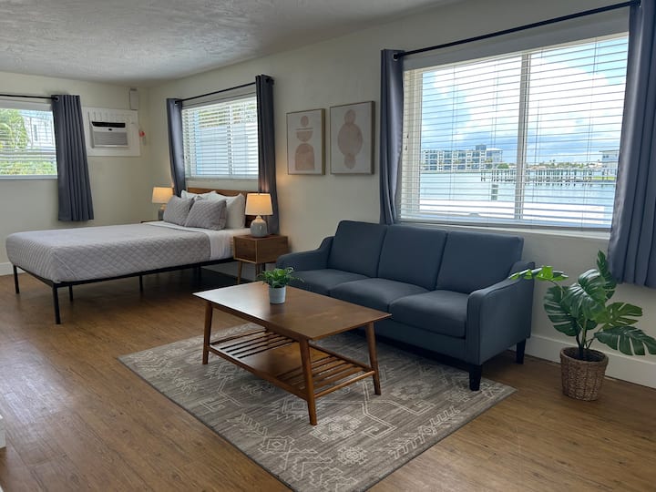 Surf N Sand Water View Studio Apartment 7 - Clearwater Beach, FL