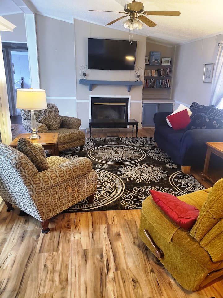 Cozy Cabin - Perfect For Business Or Vacation! - Humboldt, TN