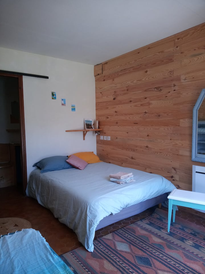 Une Chambre Au Calme Et Près De La Mer. - Agon-Coutainville
