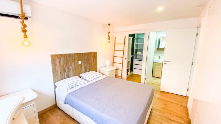 Hu2i - In&out Carcavelos - Rio de Mouro