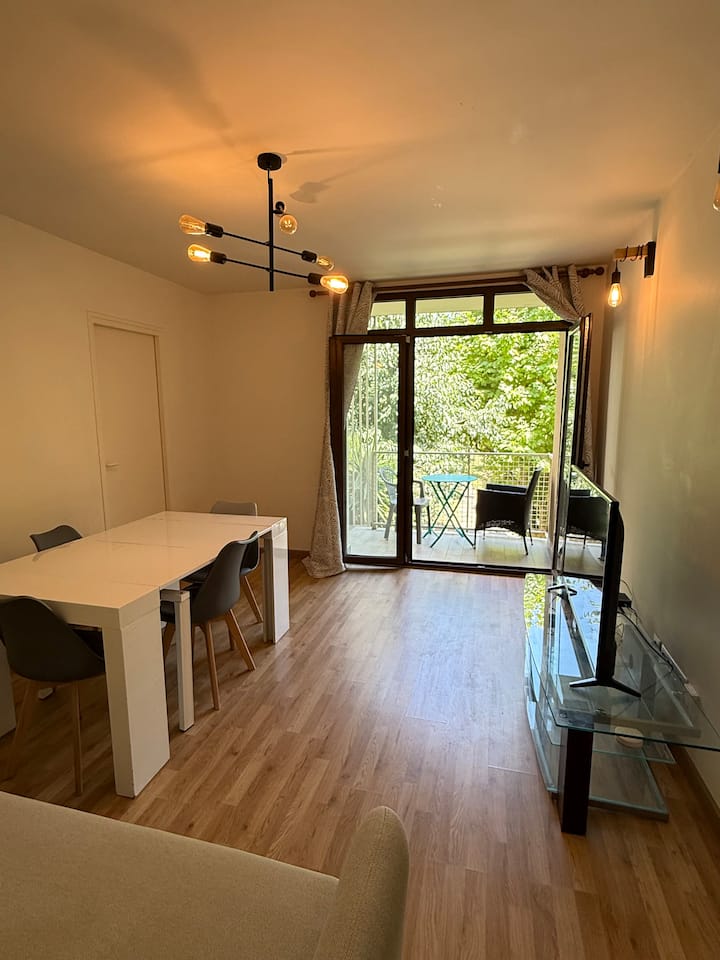 Appartement 5 Pièces 20 De La Plage - Nice