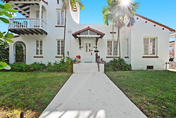 Newly Renovated One-bdr W/patio - South Miami, FL