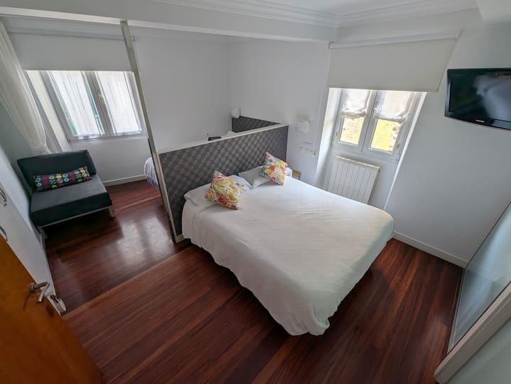 Habitación Familiar Con Doble Cama De Matrimonio - Zarautz
