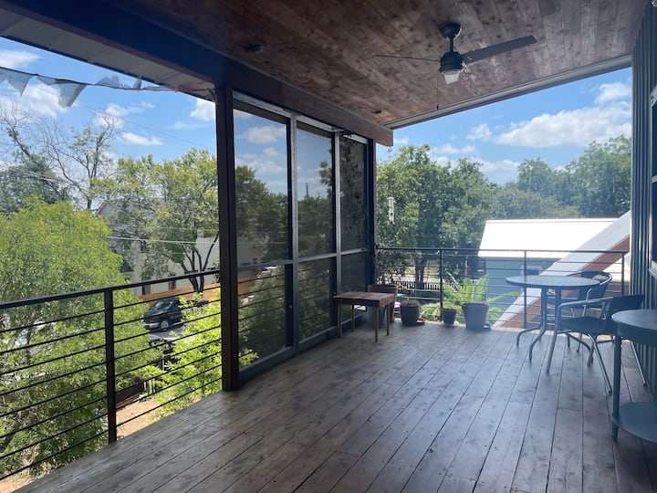 Private Studio And Balcony In The Treetops - Austin, TX
