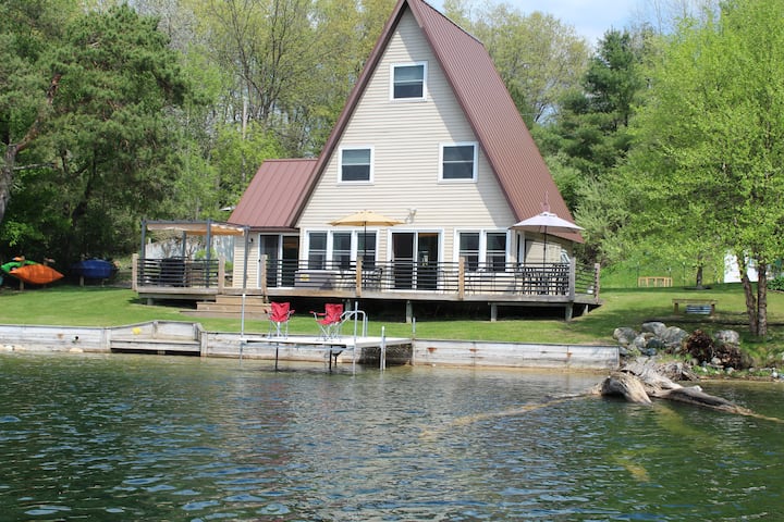 Greenville Lakefront Home - Greenville, MI