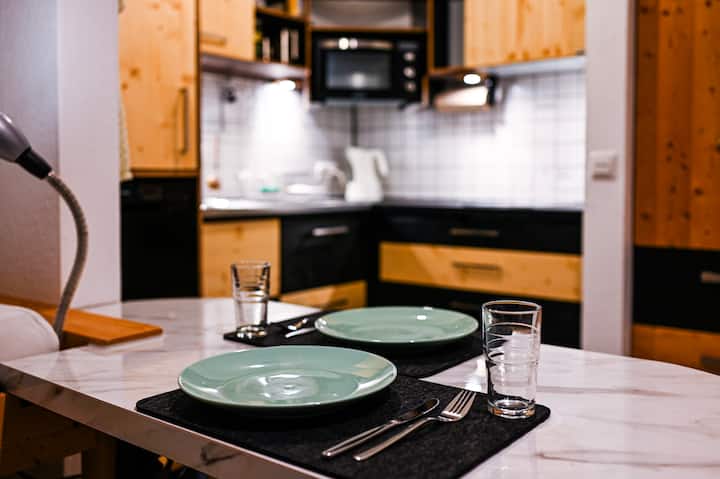 Ruhige, Schöne Wohnung, Gratis Parkplatz, Terrasse - Vallendar