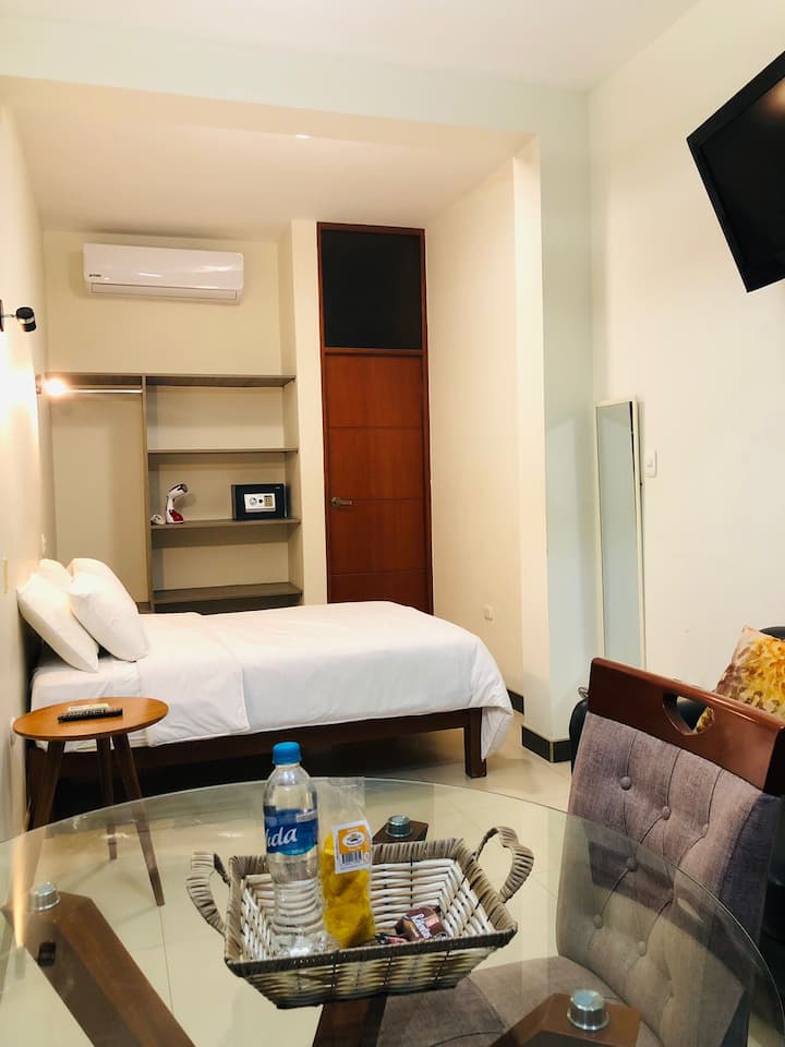 Monoambiente /Aire Acondicionado/centro Tumbes - Tumbes