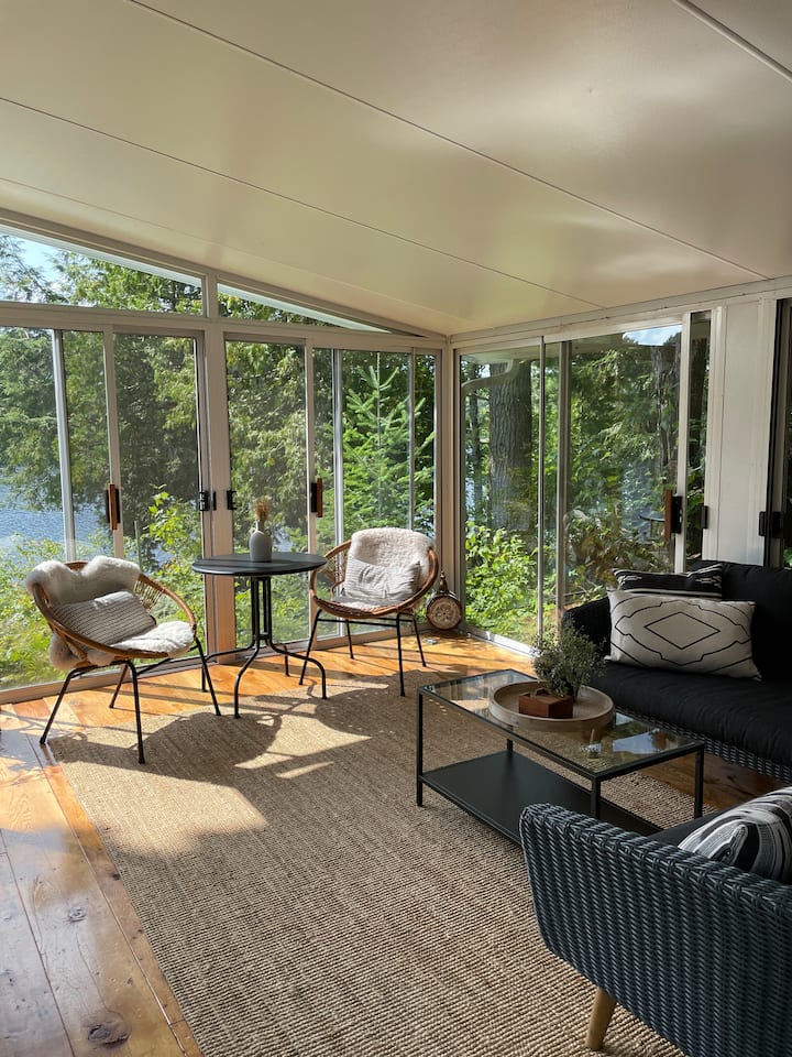 Lakefront Bliss - The Mallard Muskoka - Huntsville