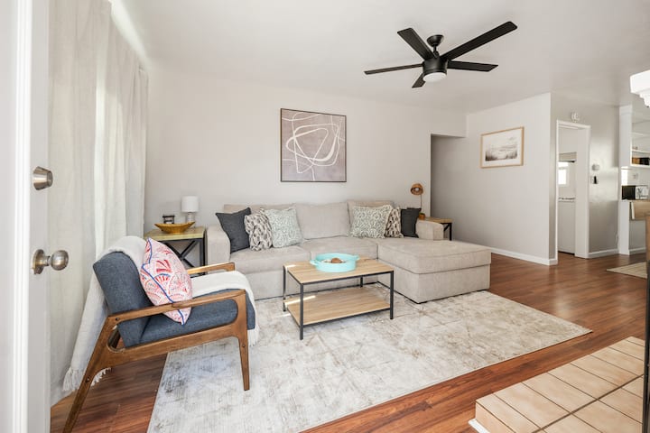 Perfect Location! Charming Pb Home! - San Diego