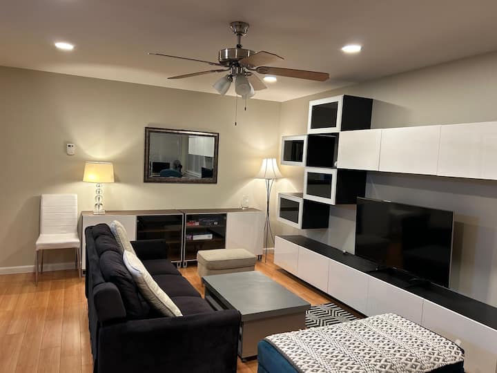 Pet Friendly 2br Near El Camino Hospital - Mountain View, CA