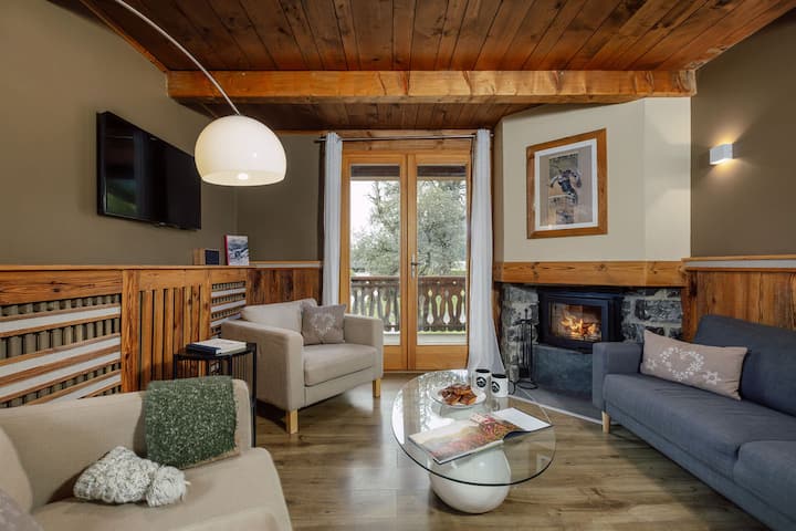 Apartment Rocade With Fire & Shared Hot Tub - Les Gets