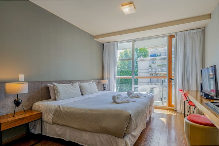 Best Location -Foodies Heaven -Security/doorman - Buenos Aires