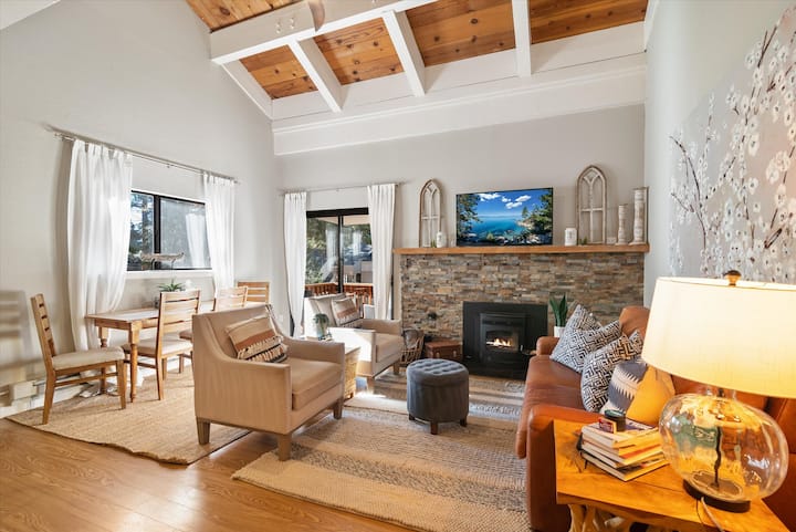 Stylish Incline Retreat | Coffee Bar + Near Trails - Carson City, NV