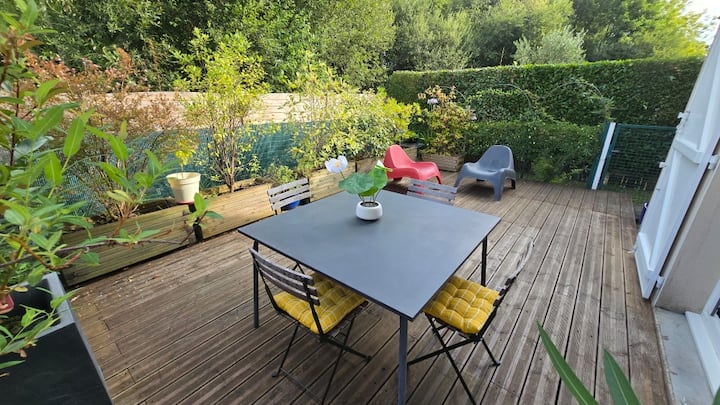 T3 Avec Terrasse - Hôte : Maëlle - - Saubion