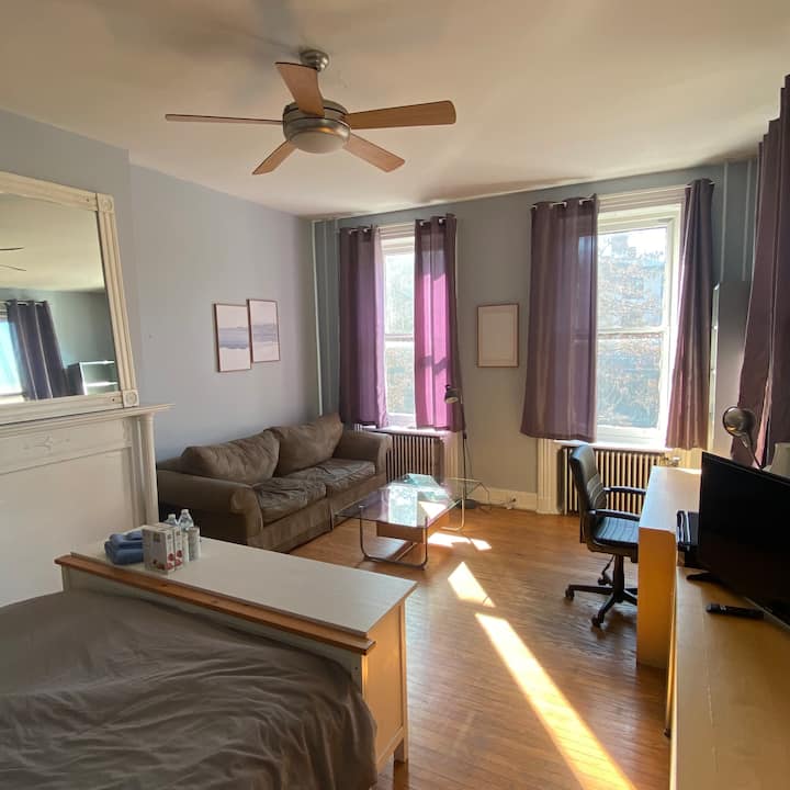 Huge Bright Room University City Upenn Hup Chop - Philadelphia