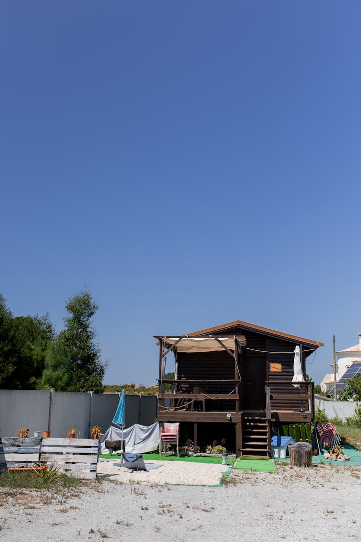 Gothes Chalet Albertito - Mira, Portugal