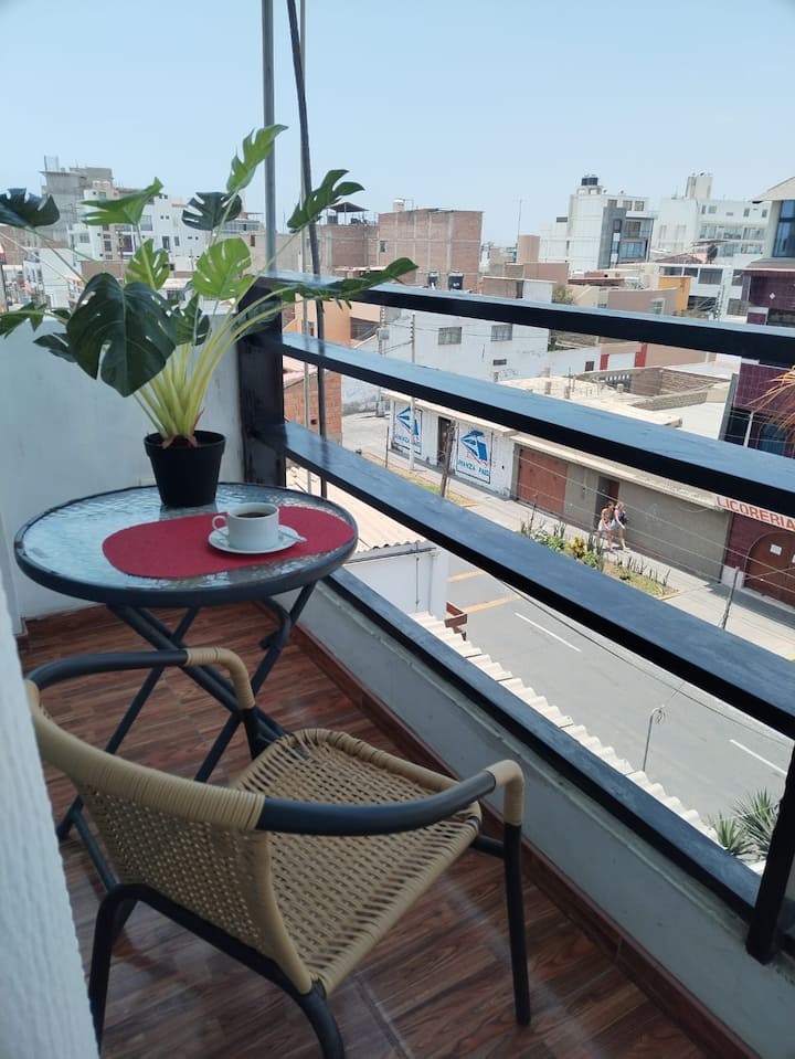 Hermoso Departamento Céntrico Con Balcon Piso 4 - Huanchaco