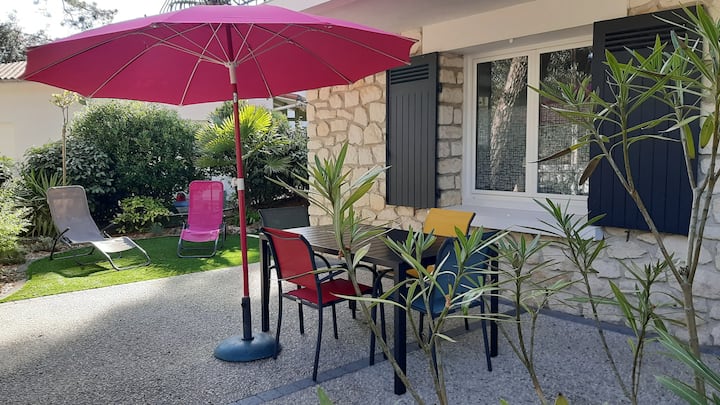 Logement 54 M2 Sous Les Pins à 300 M De La Plage - Royan