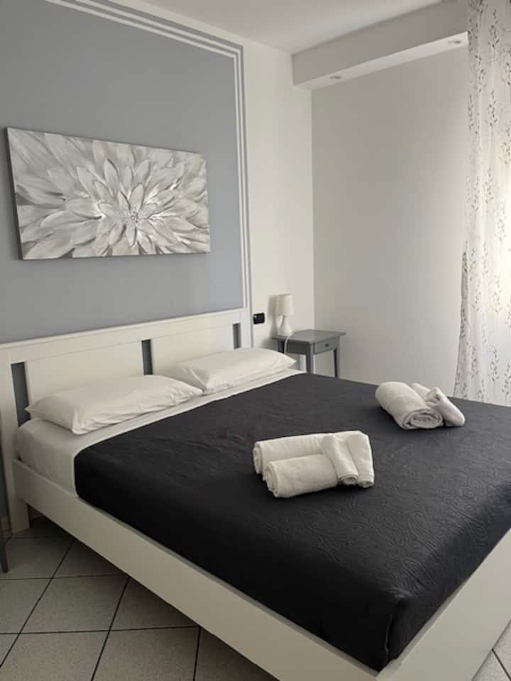 Apartment With Reserved Parking - Sarzana