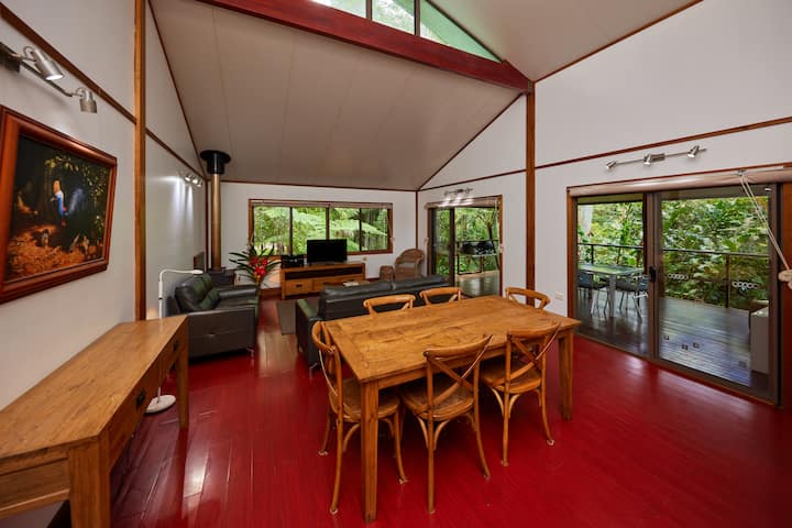 Three Bedroom Villa In The Rainforest - Malanda