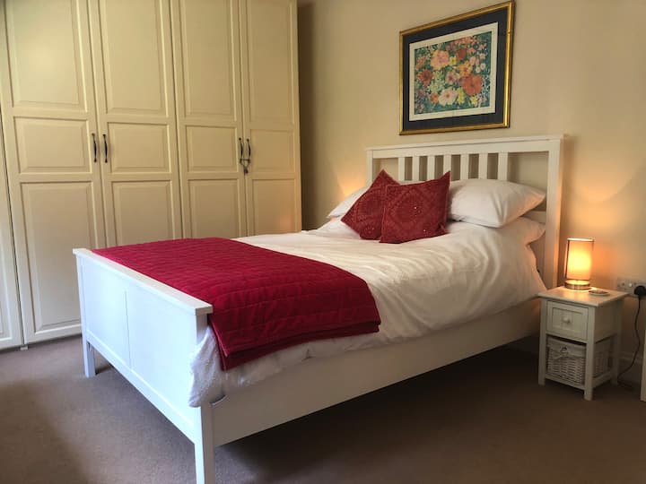 Spacious Self Contained Flat And Private Garden. - Sissinghurst