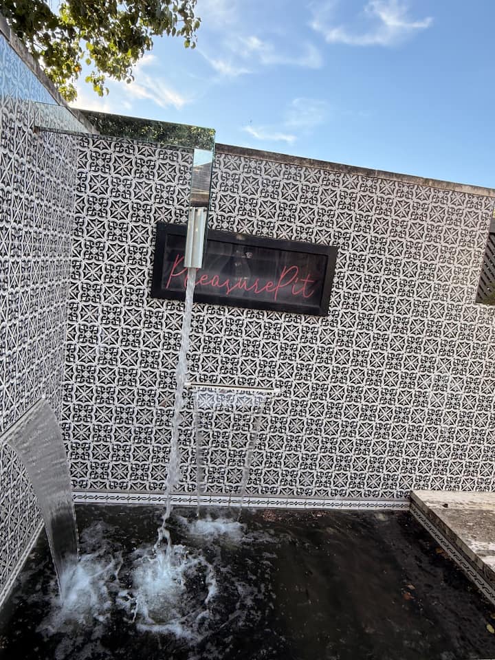 Lux Spa Retreat W/  Plunge Pool And Outdoor Shower - Stone Oak - San Antonio