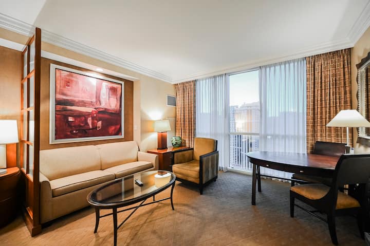 B18p1* Studio W/stripview/no Resort Fee/pool/gym - 天堂市