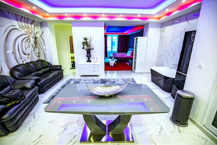 Luxi Main Street Apartment (With Free Parking) - Hongrie