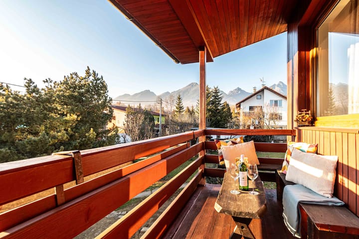 Apartmán U Mačky S Balkónom - Nová Lesná