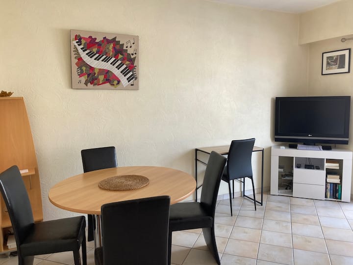 Studio F1 Cagnes Sur Mer Proche Hippodrome Et Mer - Cagnes-sur-Mer