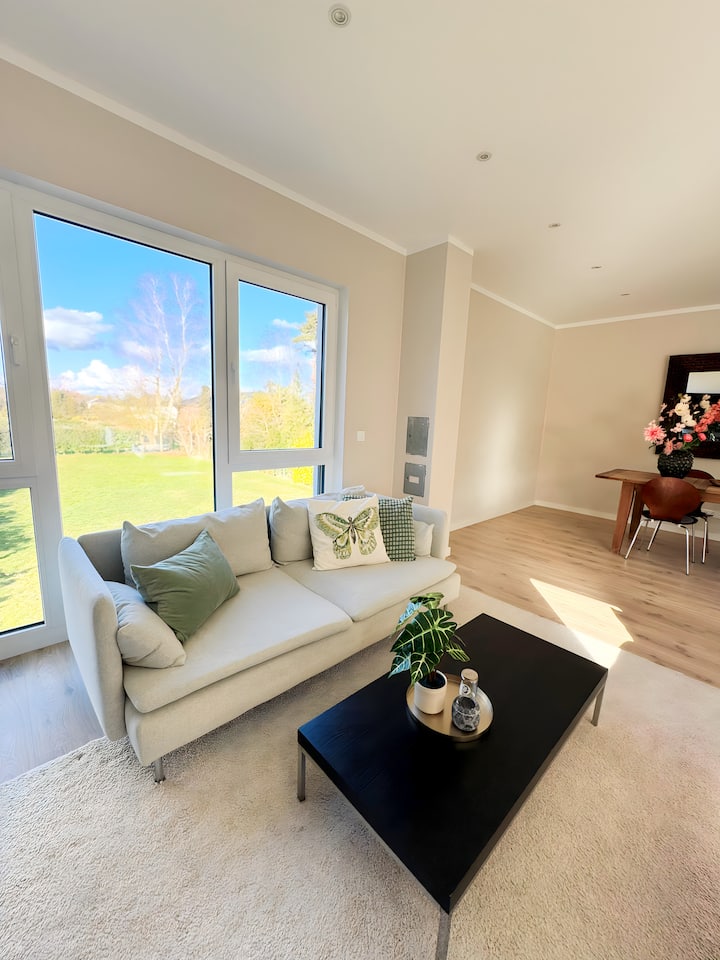 Beautiful Open Space Appartement In Hamburg - Halstenbek