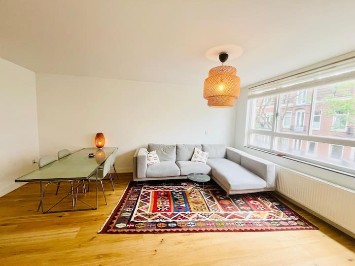 Bright Vondelpark Condo With Cats - 