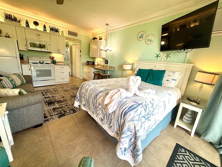 B103 Coastal Connection At Pirates Bay - Fort Walton Beach