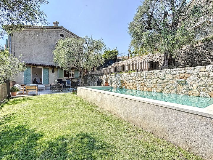 Maison Familiale Coeur De Village, Piscine Vue Mer - Grasse