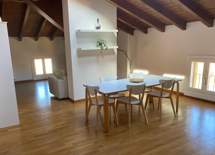 Appartamento Dora, Parcheggio Riservato - Bologna