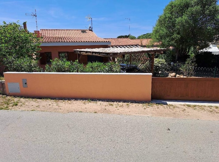 Casa 4 Posti Letto Terrazza Con Barbecue Cucina Estiva - Sardegna