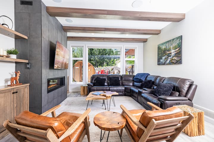 Ski-in Chalet At Fernie Alpine Swim Spa & Sauna B - Fernie