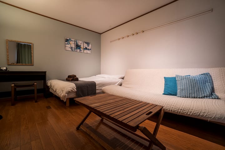 Next To Shinjuku Station/close To 2 Stations #202 - Shinjuku