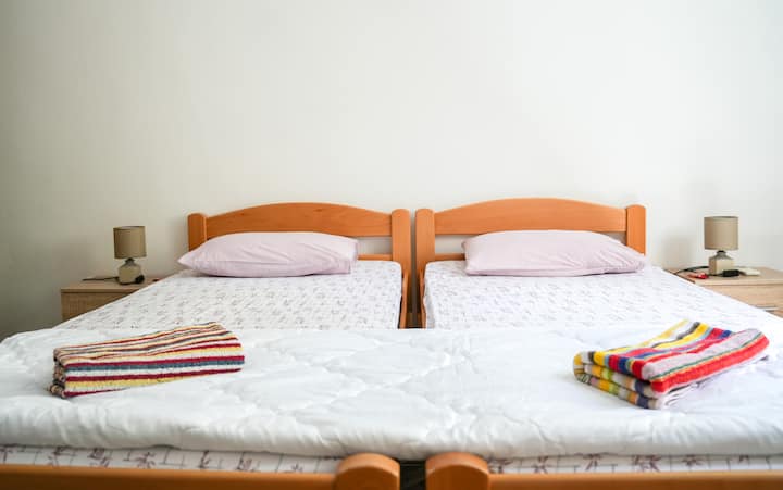 Cozy Room Steps From The Sea - Kotor