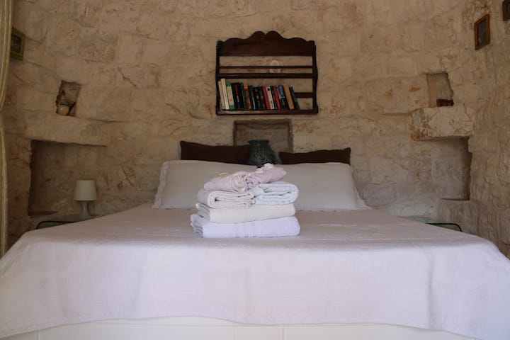 Trullo With Pool In Apulia - Apulia