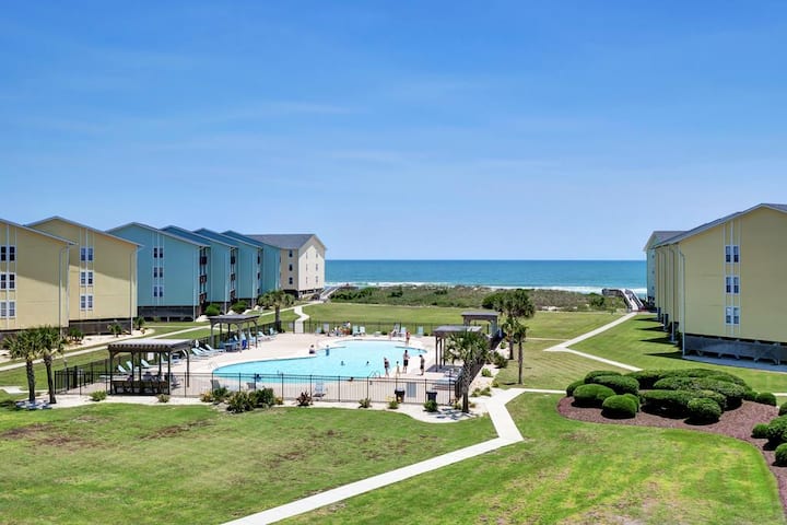 Ocean View! 2 Bdrm! Full Kitchen! Zero Entry Pool! - Surf City, NC