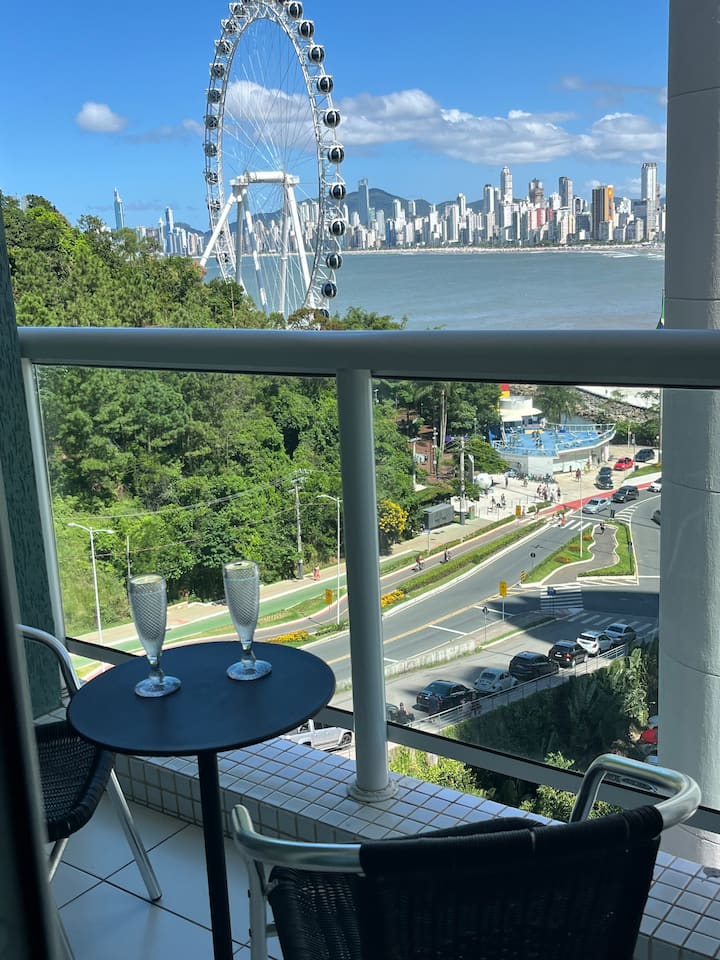 Studio Terraços, Varanda, Piscina Térmica, Vaga - Balneário Camboriú
