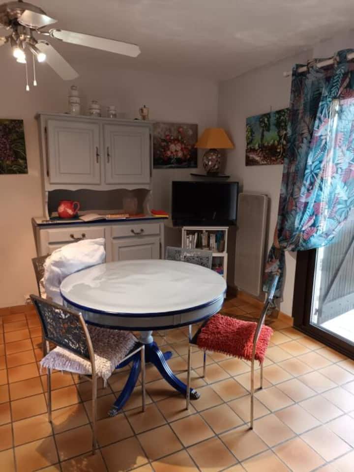 Studio Plein Sud à Gréoux-les-bains _ N°14 - Esparron-de-Verdon