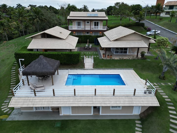 Spectacular House - 5 Suites In A Private Condo - Guarapari