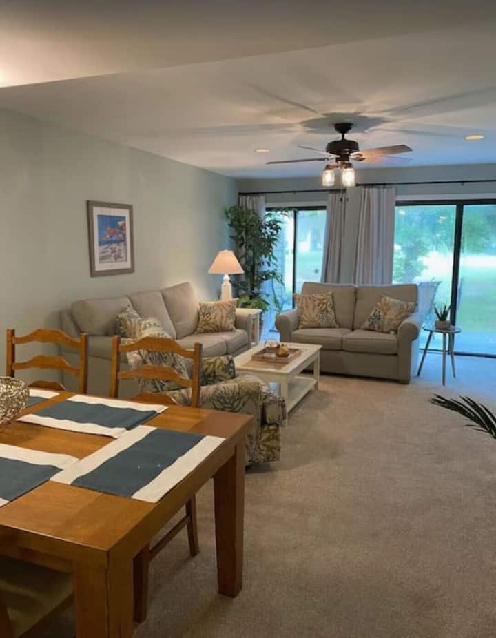 Your Home Away From Home On Beautiful Hhi! - Hilton Head Island, SC