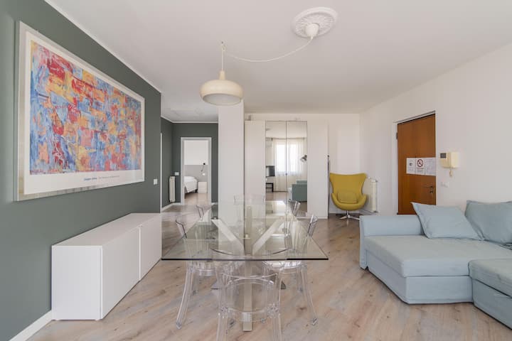 V12 Apartments - Trecate Appartamento Quadrilocale - Novara