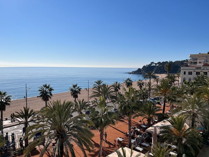 Apartamento Mediterráneo En Primera LÃnea De Playa - Lloret de Mar