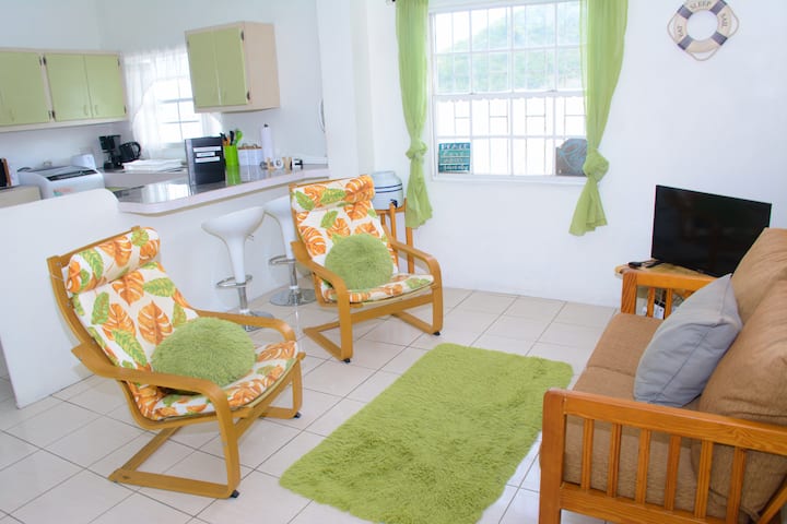 Izzy’s Cozy Caribbean Escape - Grenada