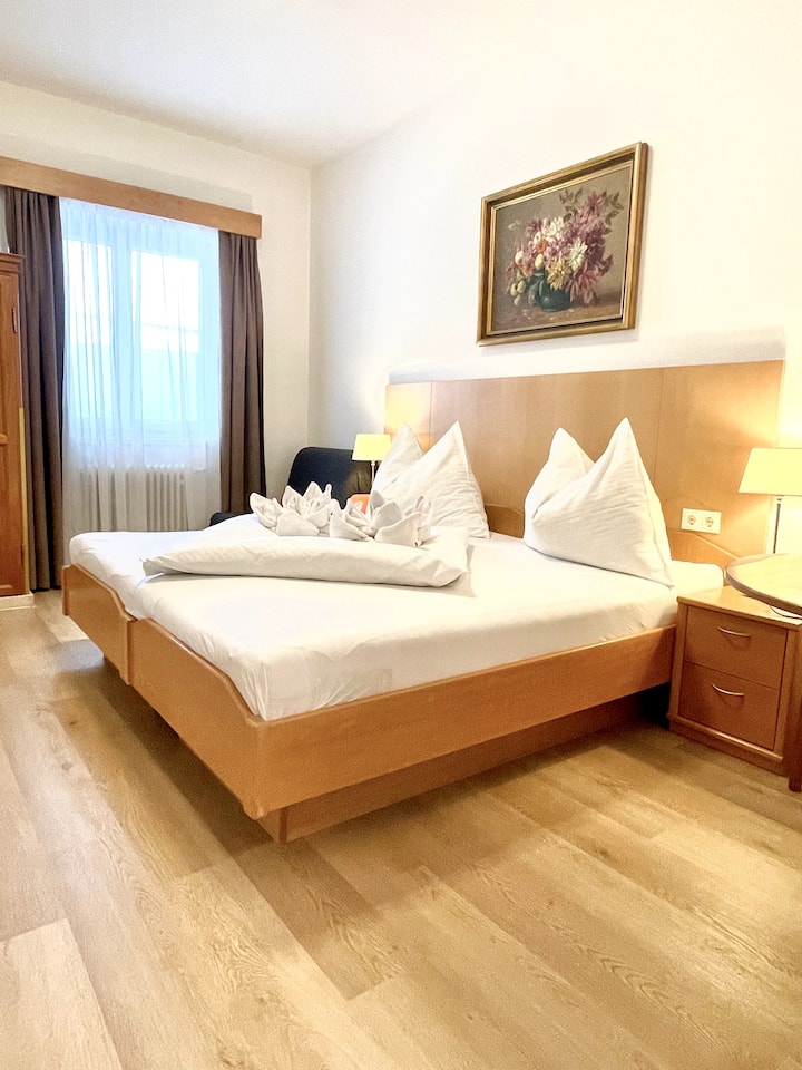 Gartenhotel Pension B&b Parkplatz - Innsbruck